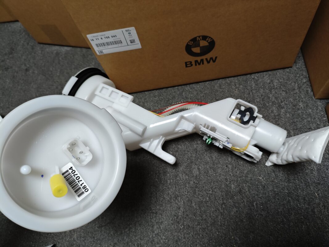 16116755043 BMW X5 E53 Fuel Pump 16116752626 - Autoparts Wholesale